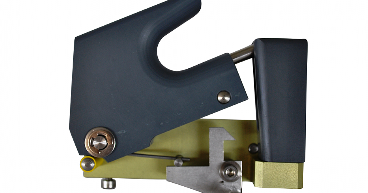 Left leg-holder for hens - IMV Technology US